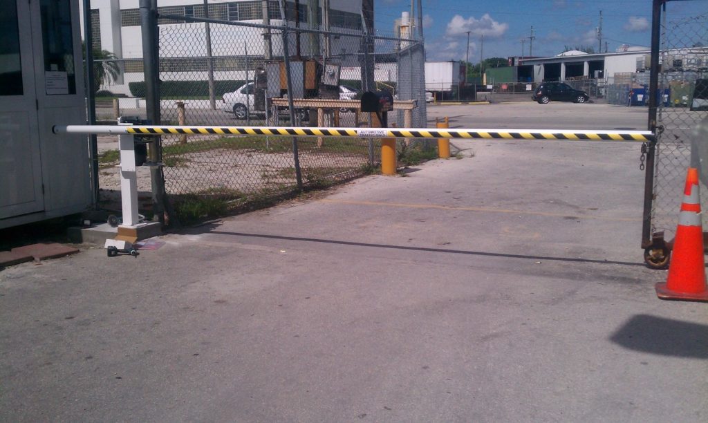 liftmaster_barrier_gate_operator_commercial_1_1 | Correct Door Service